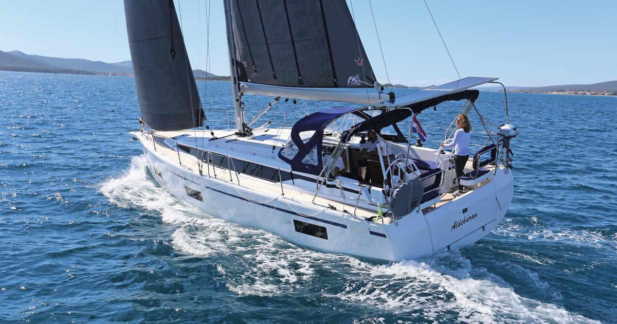 Bavaria C42 | YACHTREVUE.at