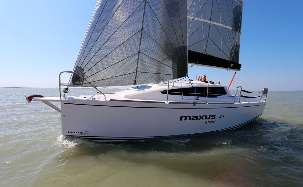 Maxus 24 evo | YACHTREVUE.at